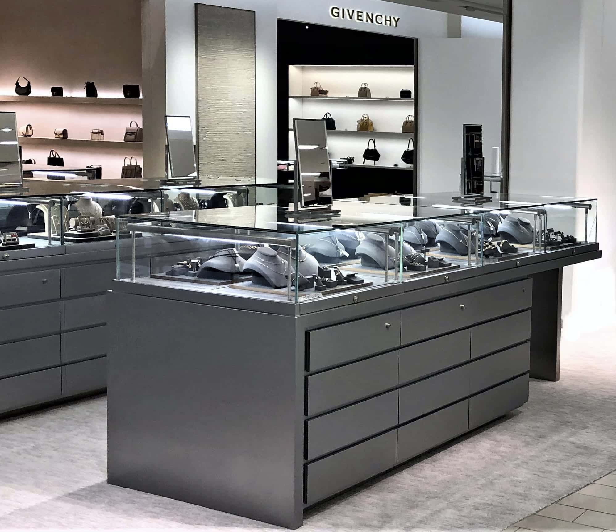 Custom Showcases, Custom Retail Showcases, Custom Casework